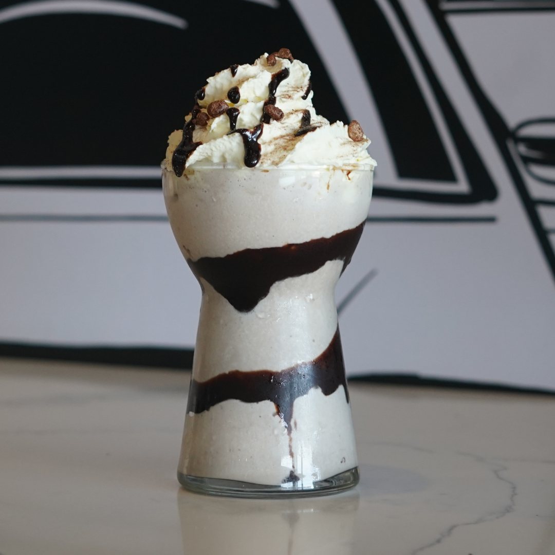 Chocolate Milkshake – Prego & Plates